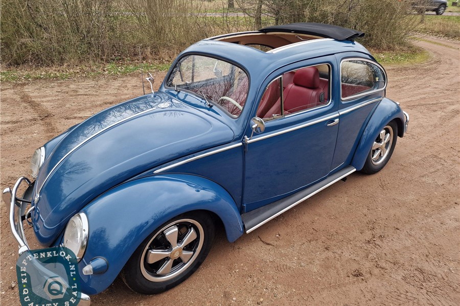 Classic Volkswagen Oval window 1957 For Sale.