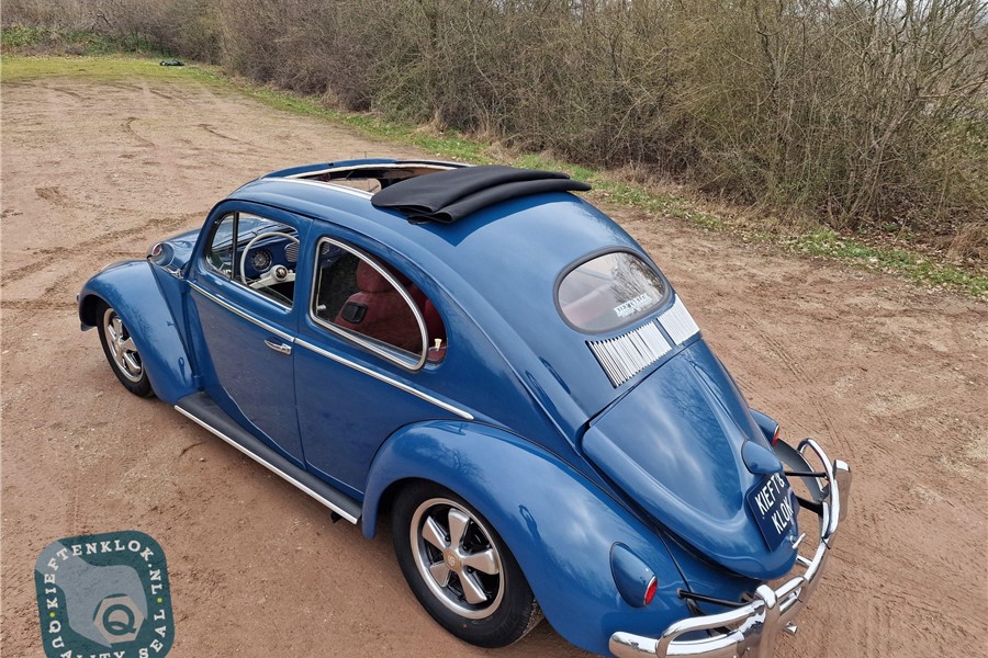 Classic Volkswagen Oval window 1957 For Sale.